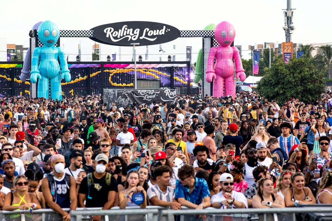 How Music Festivals Like Coachella, SXSW & Rolling Loud Use Custom PVC ...